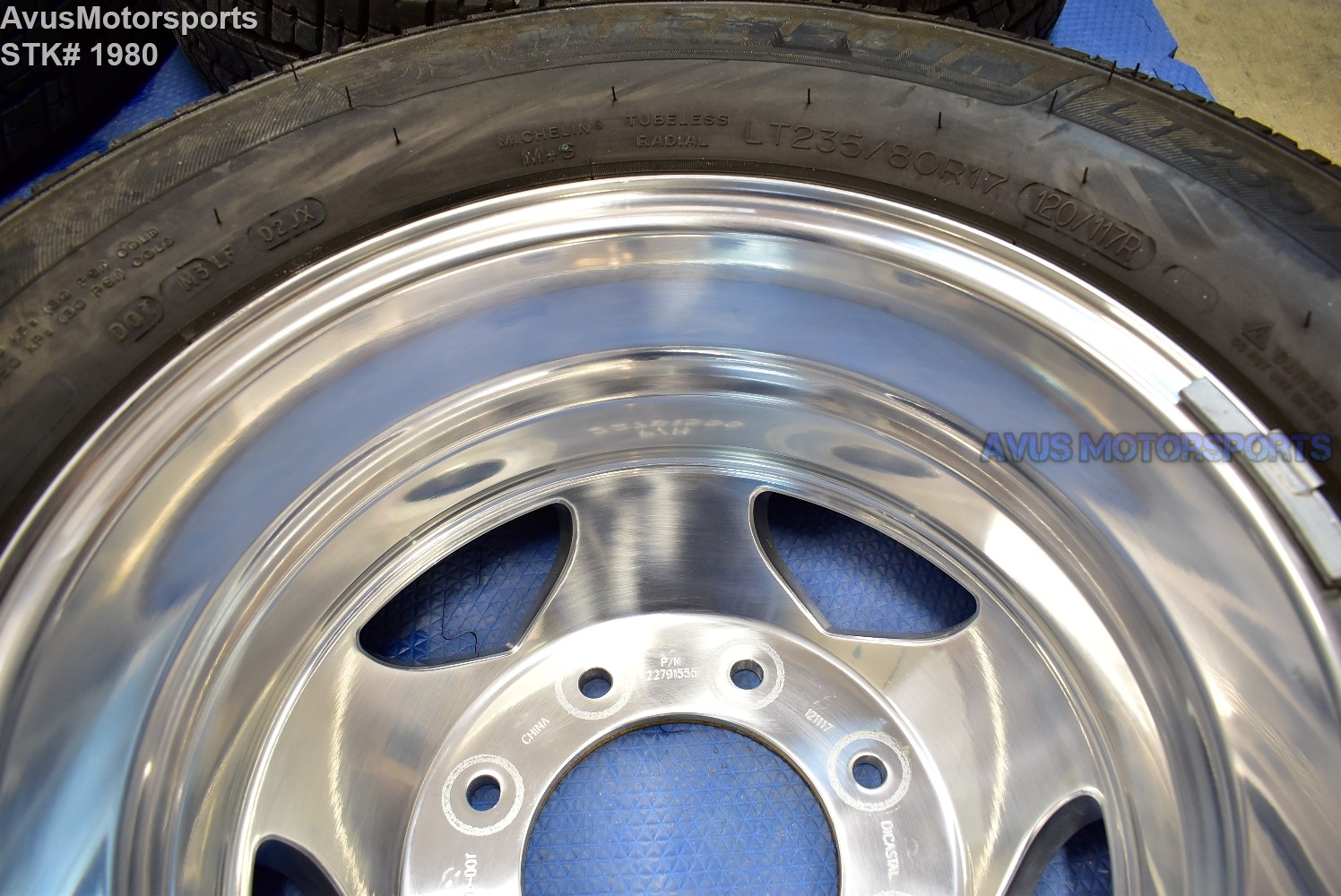 17" GMC Sierra Denali 3500 OEM Dually Alloy WHEELS TIRE Chevy Silverado ...