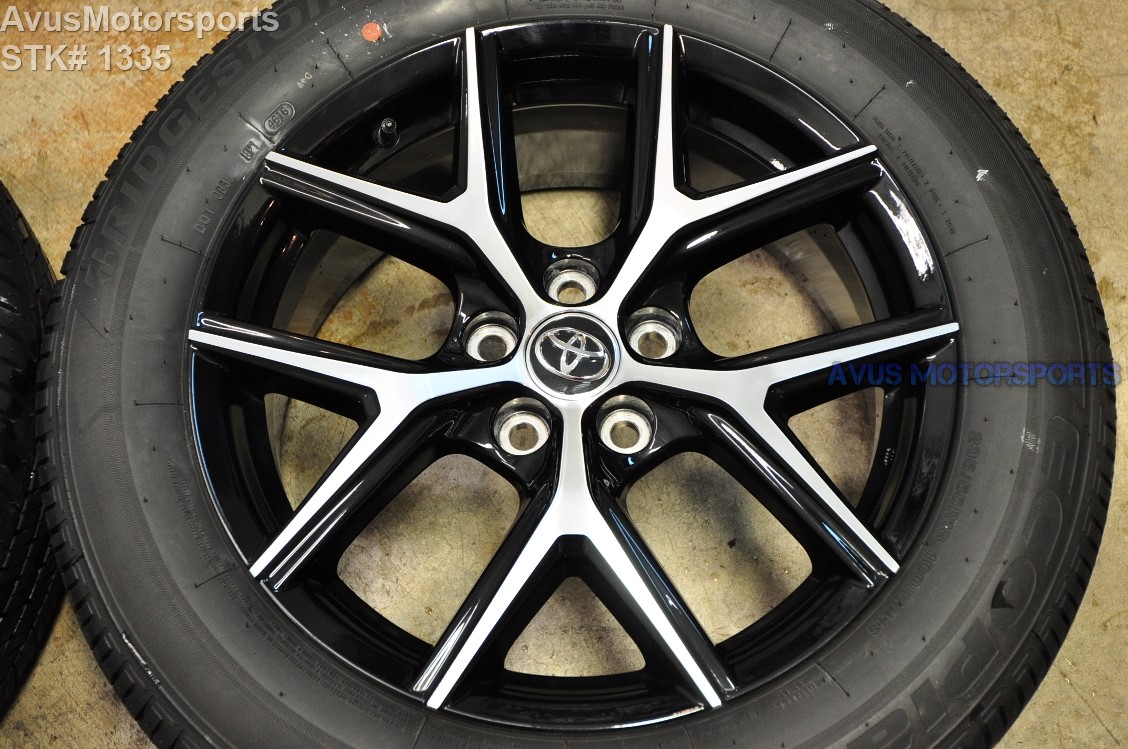 2017 Toyota Rav4 SE OEM 18" Factory Wheels and Tires 235/55r18
